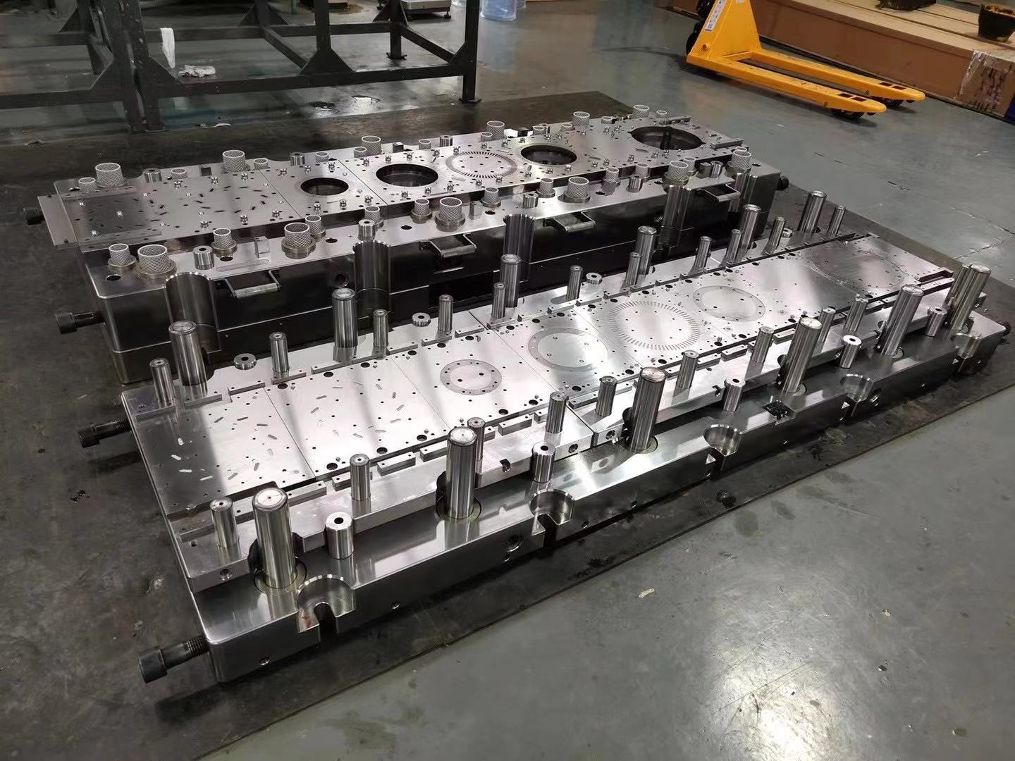 New energy motor core stamping die